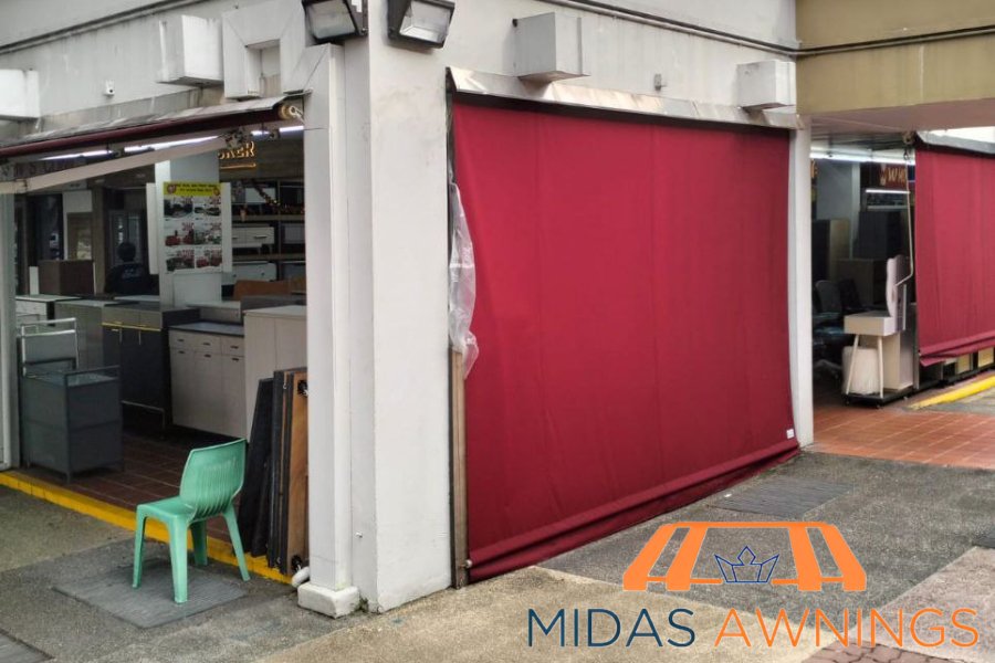 Vertical Sunscreen - Best Retractable Awning Contractor in Singapore